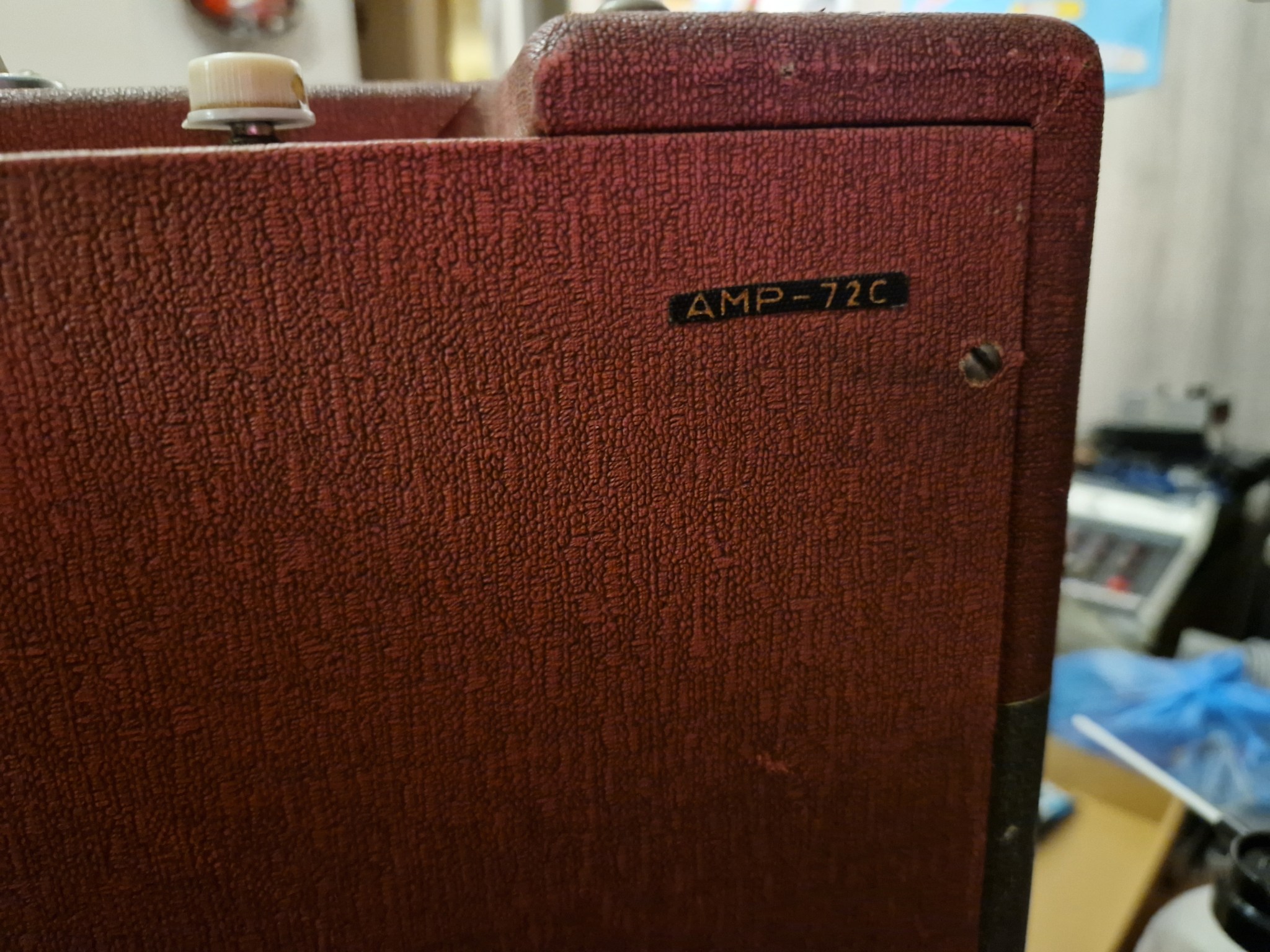 Jennen – Amp 72C; a Teisco 72C in disguise – Homepage